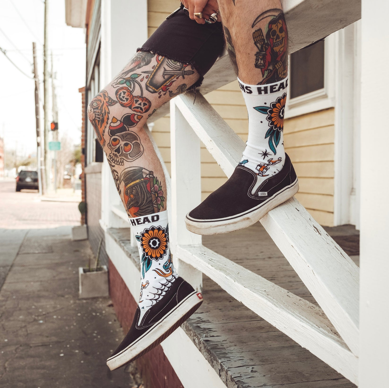 WHITE FLASH SOCKS – Queens Head